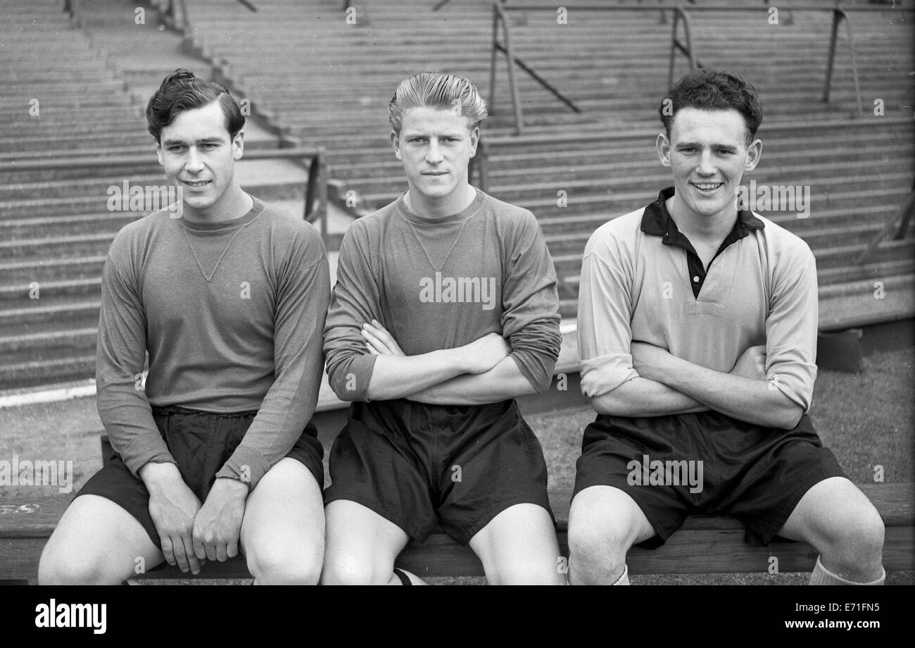 Nigel Sims, Noel Dwyer, Joe Bonson Wolverhampton Wanderers footballer ...
