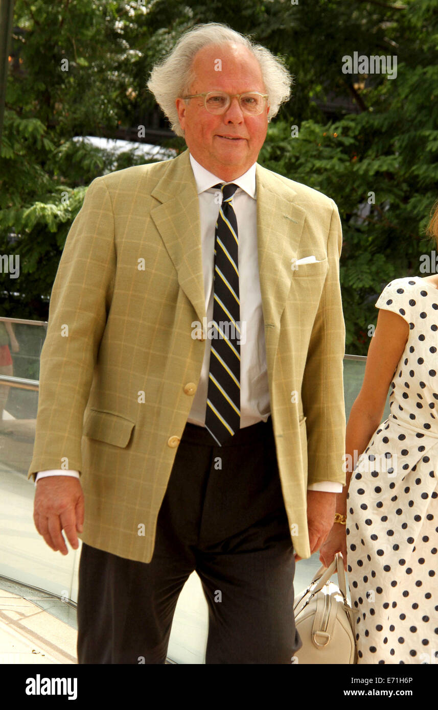 New York, New York, USA. 2nd Sep, 2014. GRAYDON CARTER attends the 2014 ...