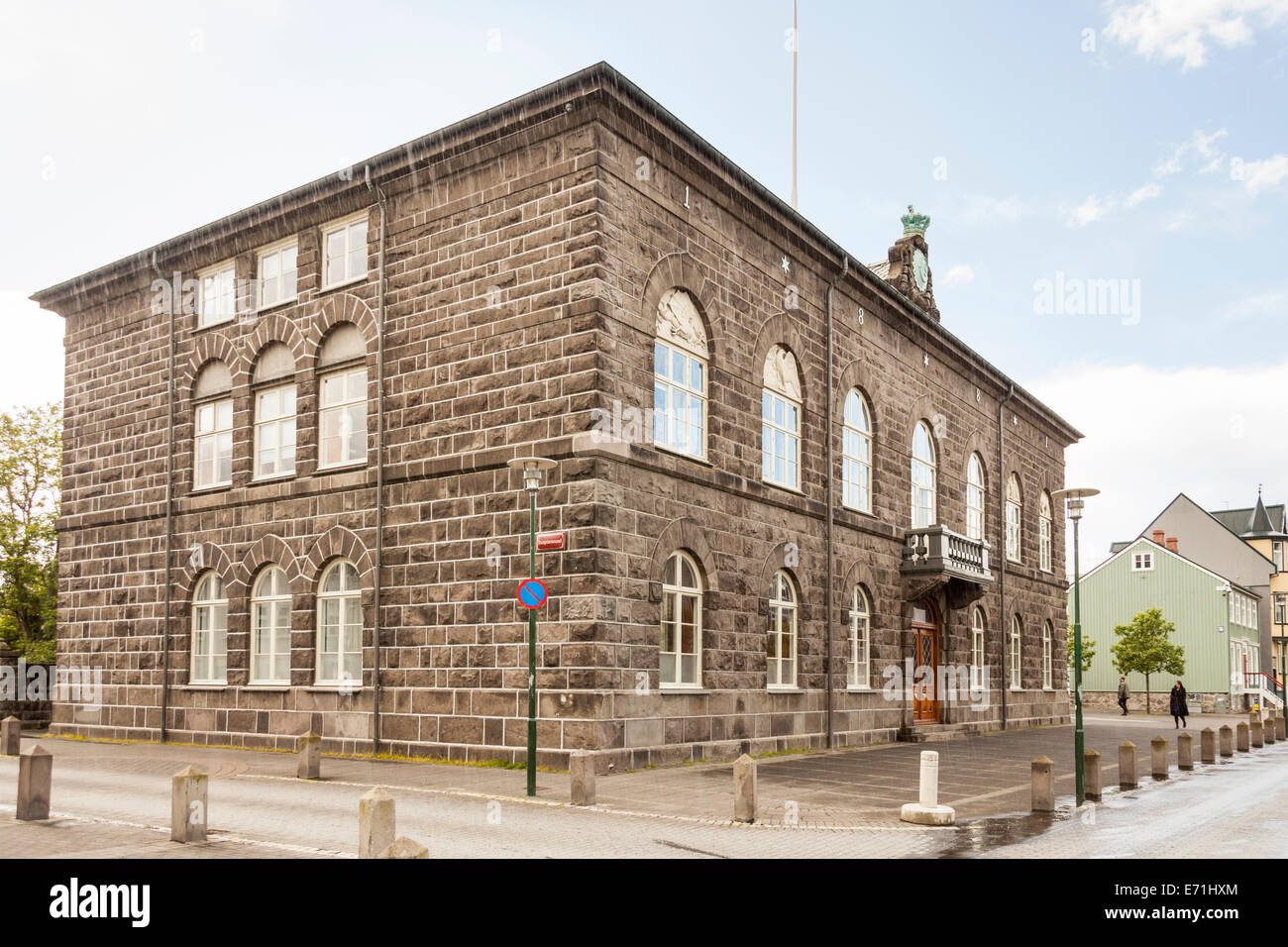 Reykjavik parliament building hi-res stock photography and images - Alamy