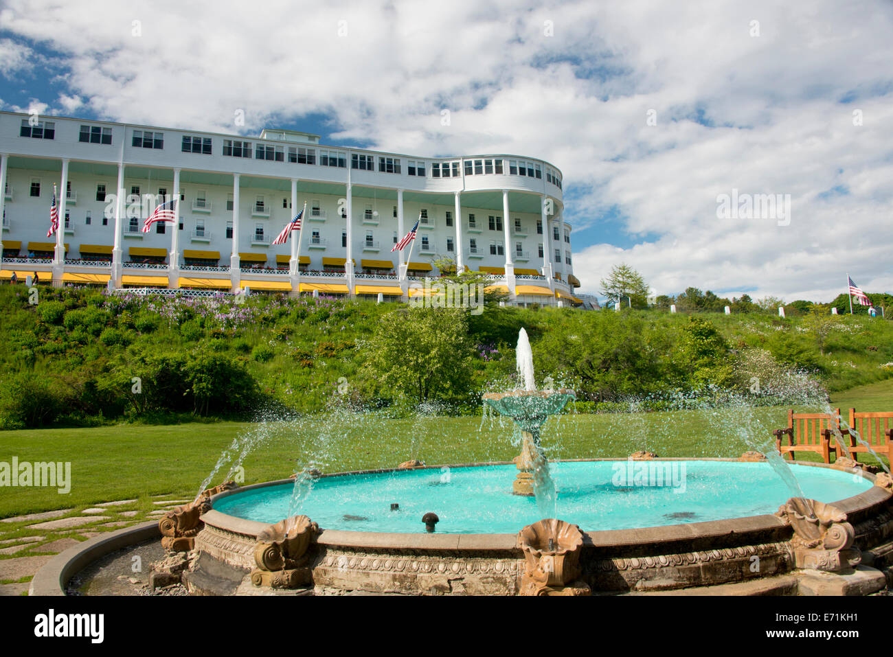 USA, Michigan, Mackinac Island. Lawn fountain view of the historic ...