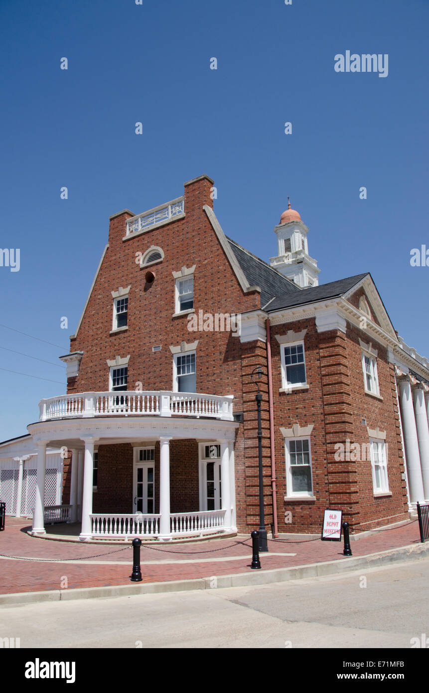 USA, Mississippi, Vicksburg. Vicksburg Depot, formerly for the Grand Trunk and Western Railroad ...