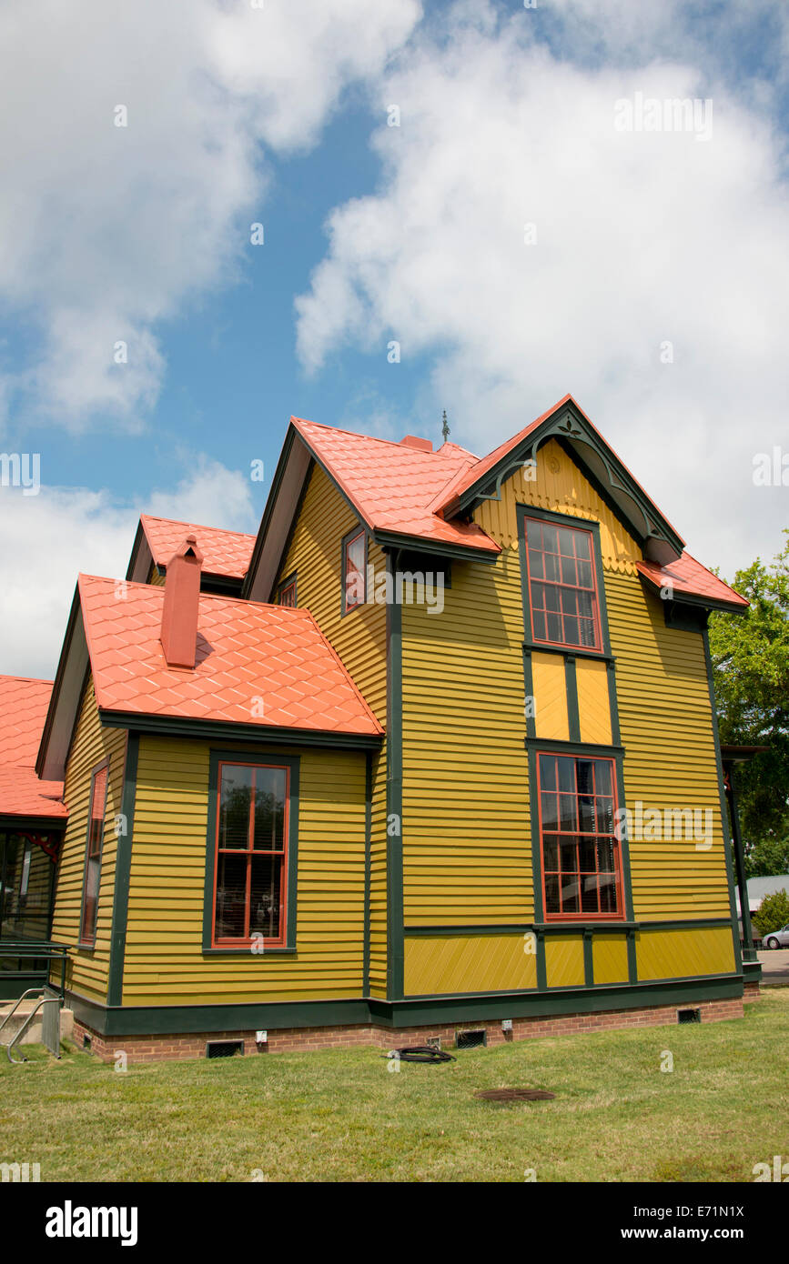 USA, Mississippi, Columbus. Childhood home of Pulitzer Prize-winning ...