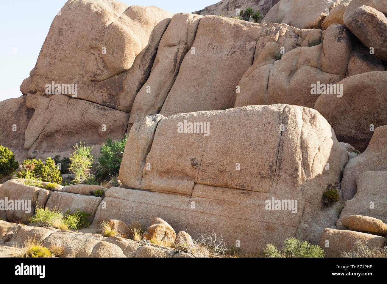 Monzogranite rock formation - Mojave desert, California USA Stock Photo ...