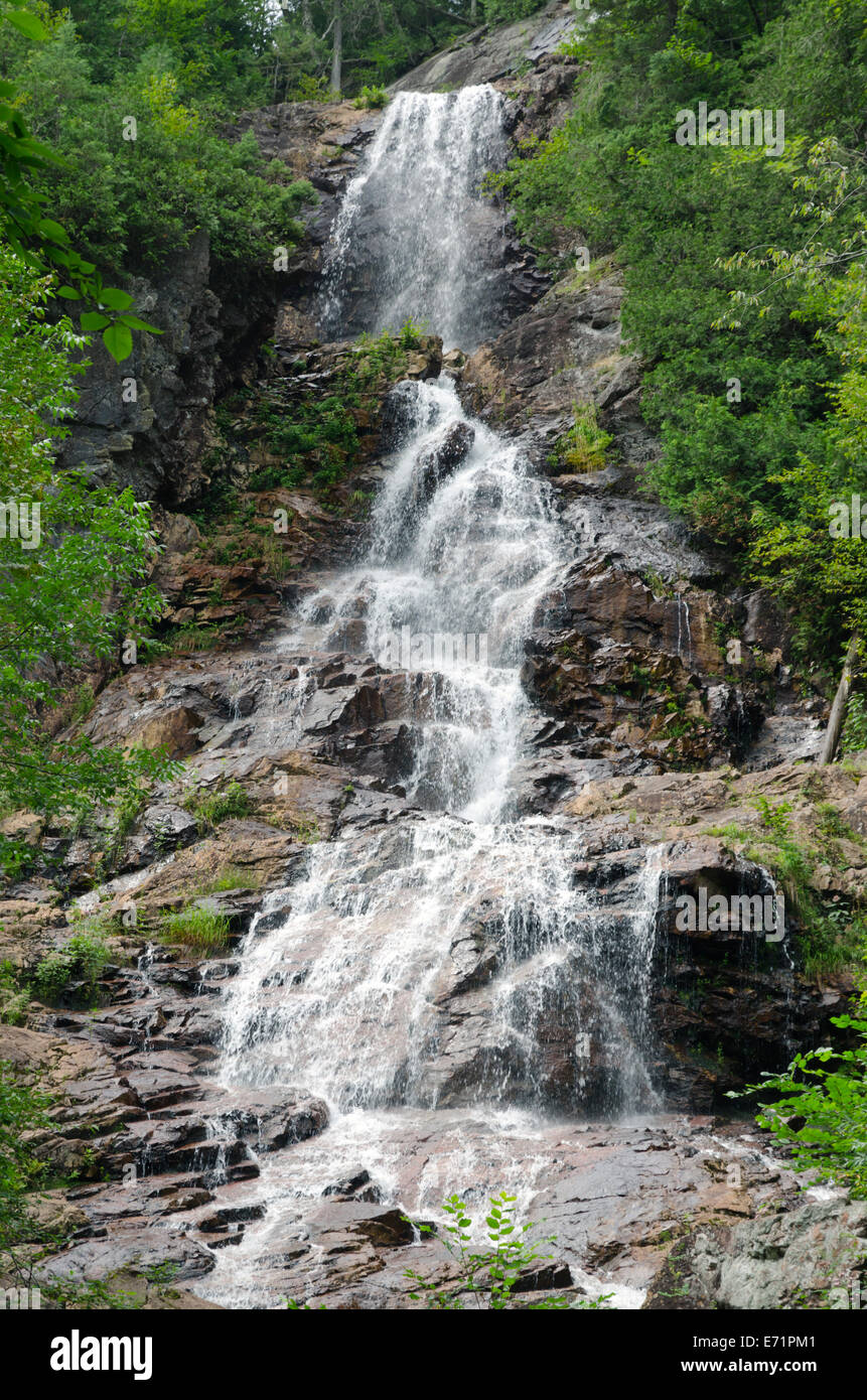 Cascading water over rocks in Black Beaver Falls in Agawa Canyon Stock ...