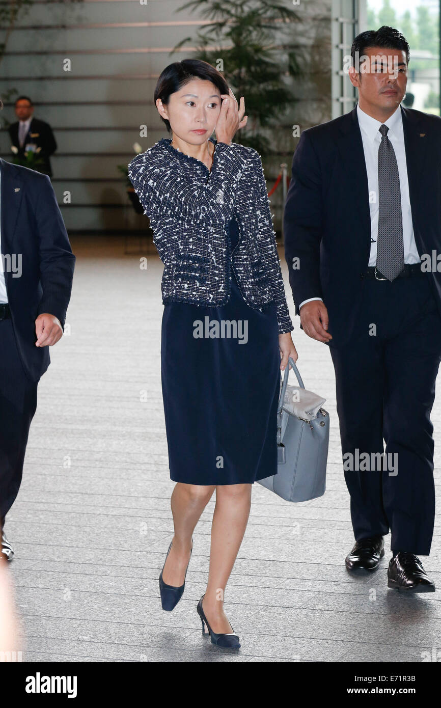 Tokyo, Japan. 3rd Sep, 2014. Yuko Obuchi arrives at Prime Minister ...