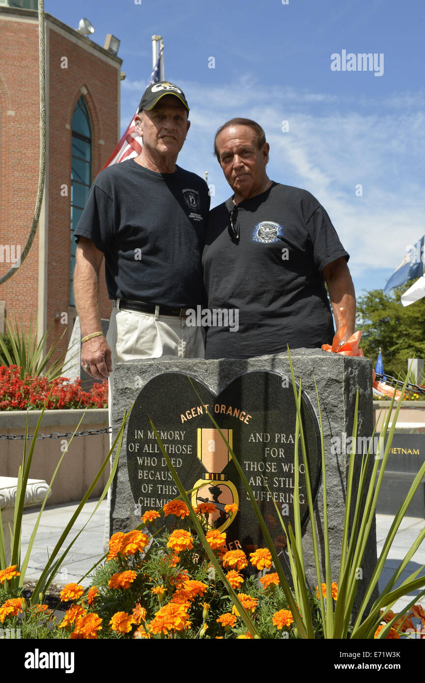 East Meadow, New York, USA. 3rd Sep, 2014. L-R, PAT YNGSTROM, of ...