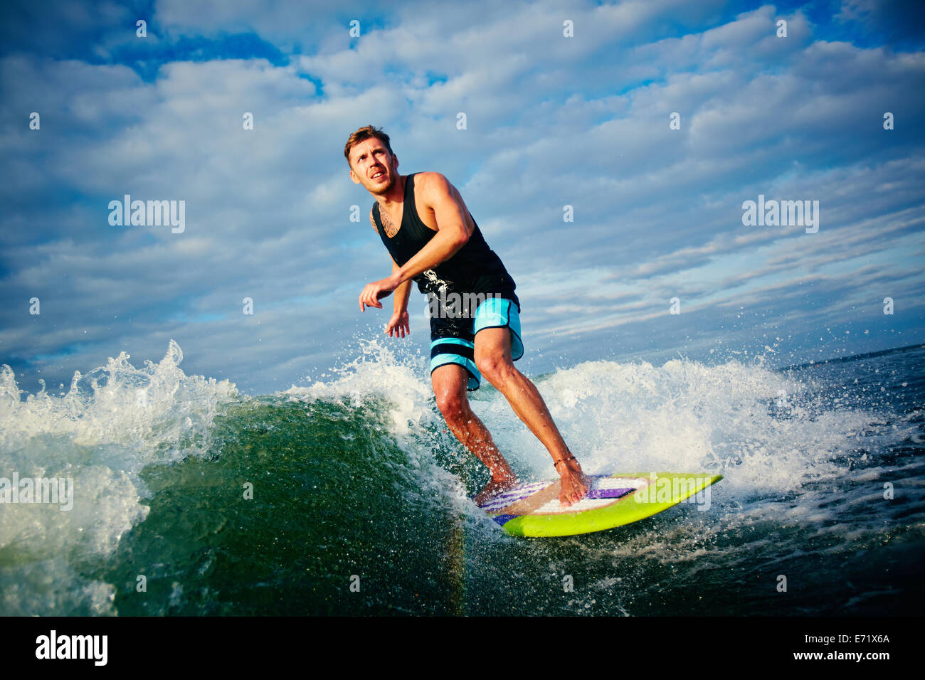 Surfboarder hi-res stock photography and images - Alamy