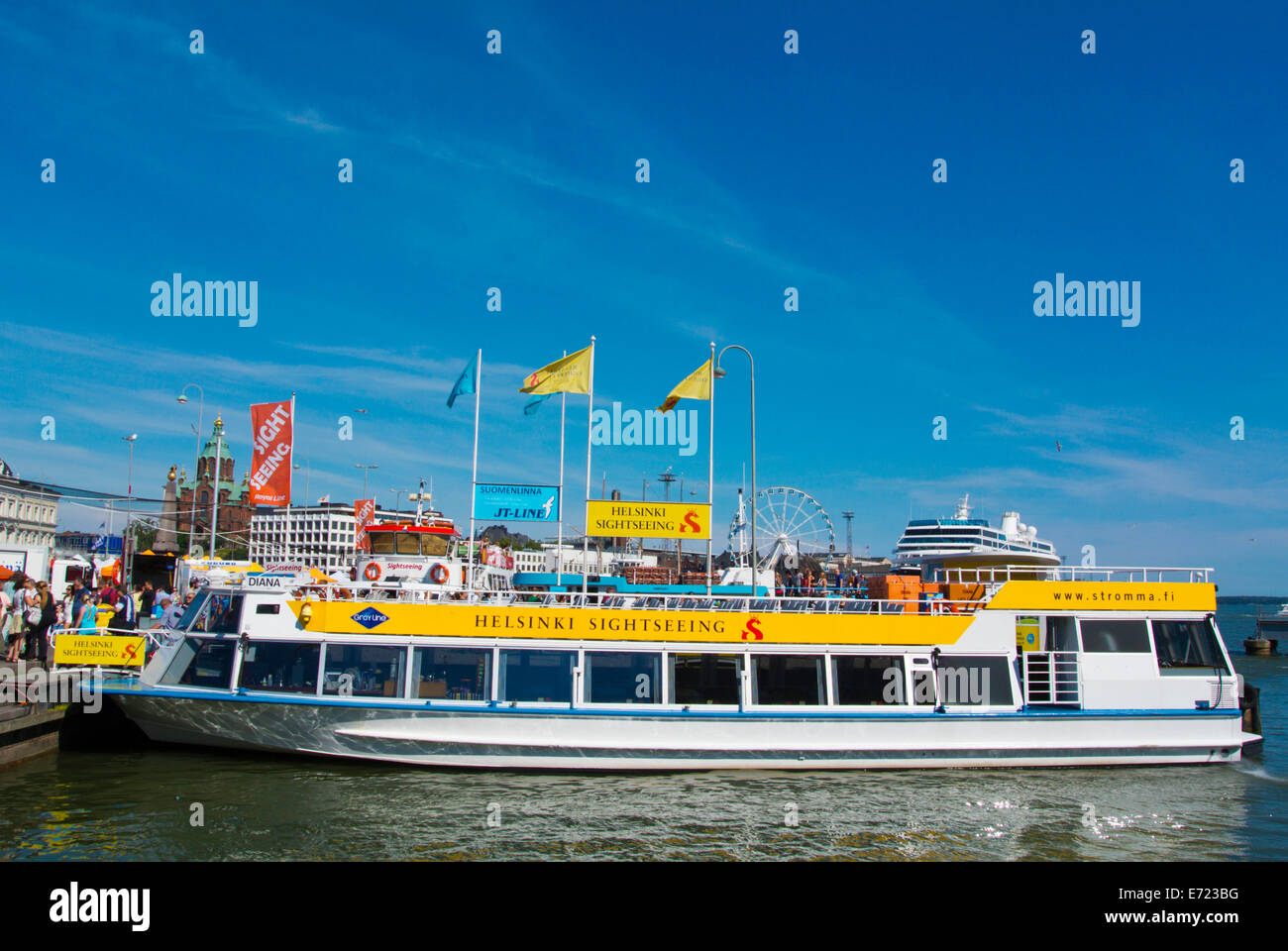 Helsinki sightseeing boat hi-res stock photography and images - Alamy