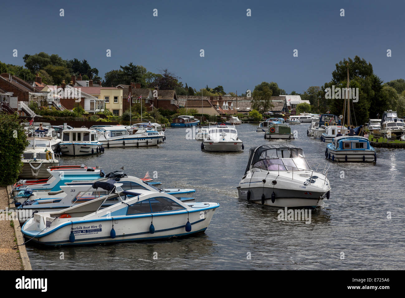 Storm approaches over the Norfolk Broads at Horning, Norfolk, UK Stock ...