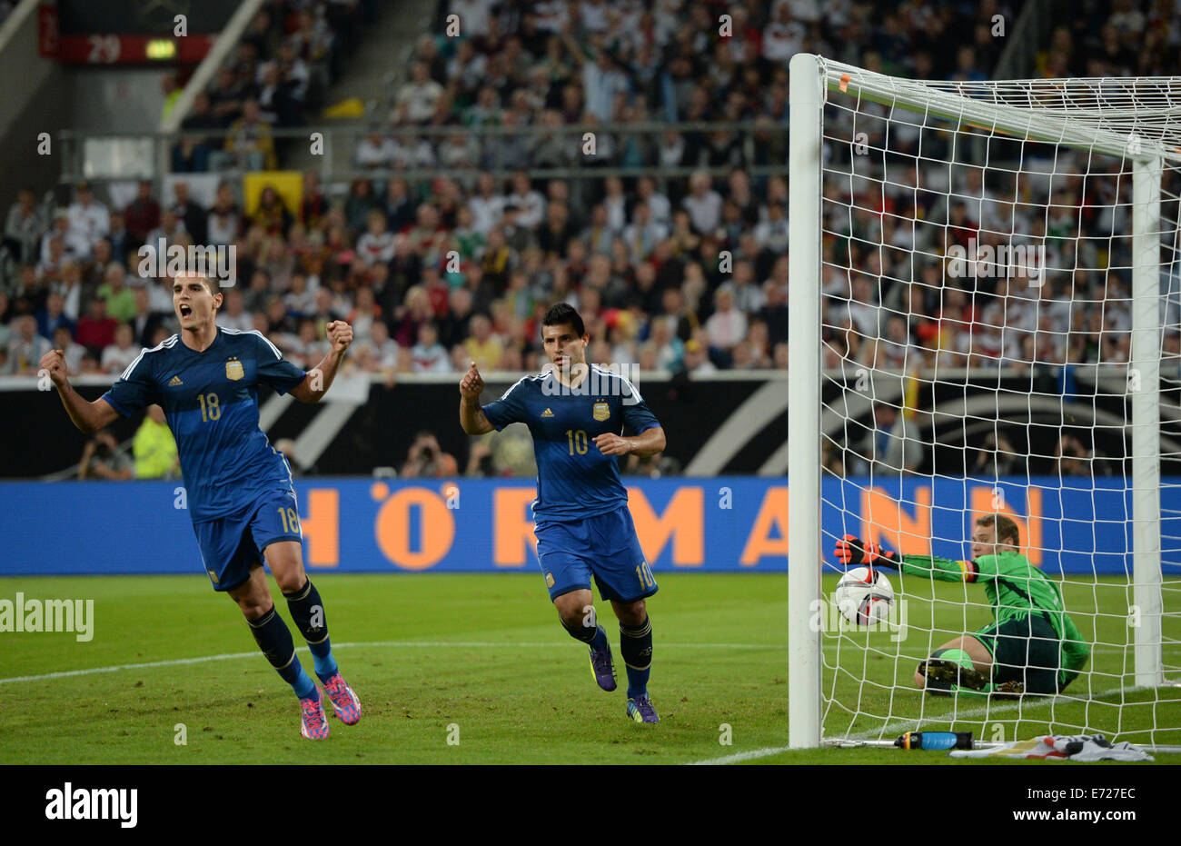 Germanys manuel neuer l hi-res stock photography and images - Alamy