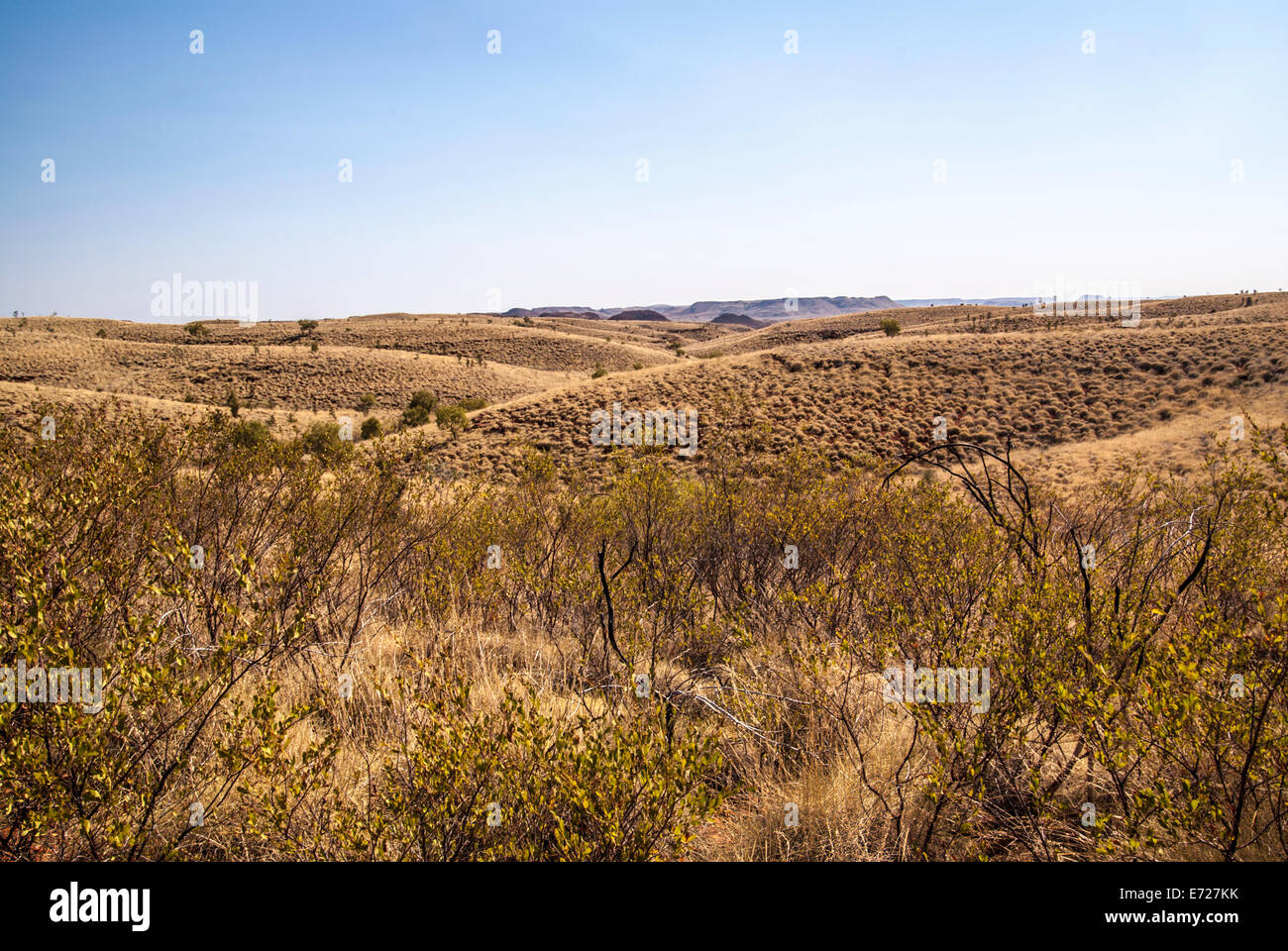 Pilbara desert aboriginal hi-res stock photography and images - Alamy