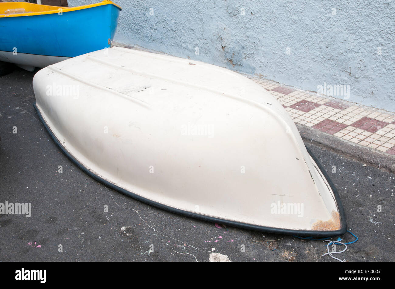 Face of the wooden boat hi-res stock photography and images - Alamy