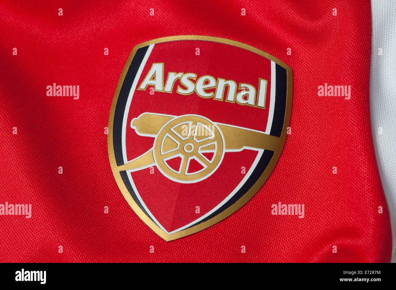 Close up of the Arsenal FC home football shirt Stock Photo - Alamy