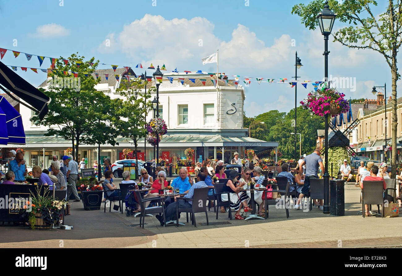 Pavement cafe tables in Lytham Square in summer Stock Photo - Alamy