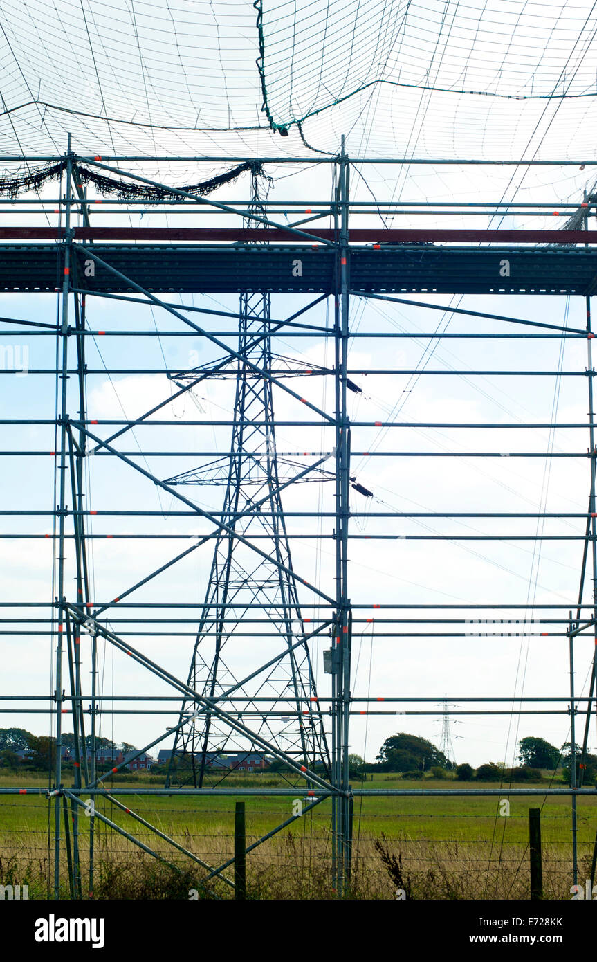 Scaffold tower hi-res stock photography and images - Alamy