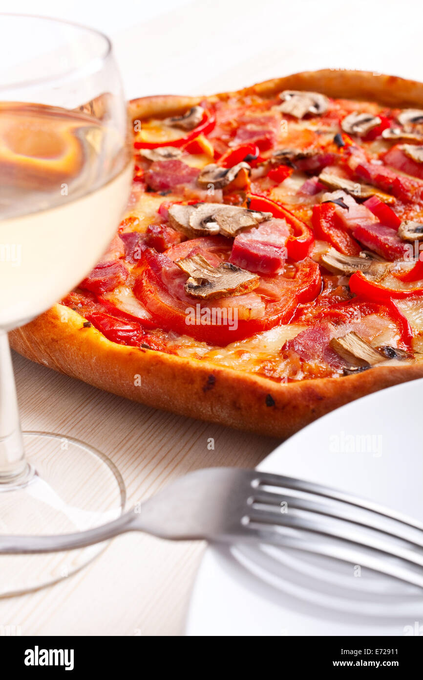 pizza at a posh italian restaurant Stock Photo - Alamy