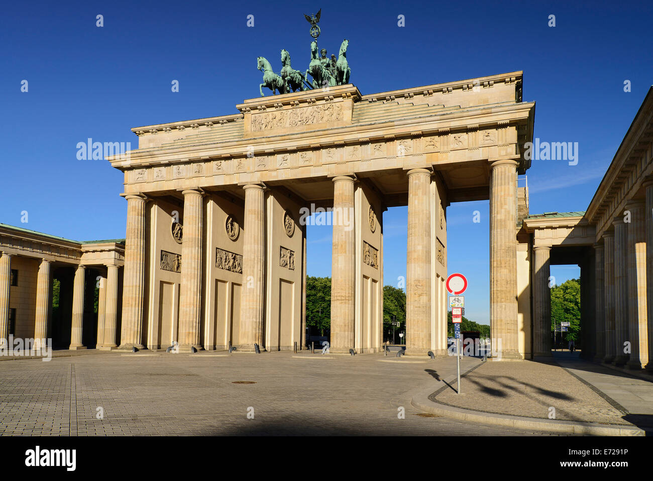 Germany, Berlin, Brandenburg Gate from the east side Stock Photo - Alamy