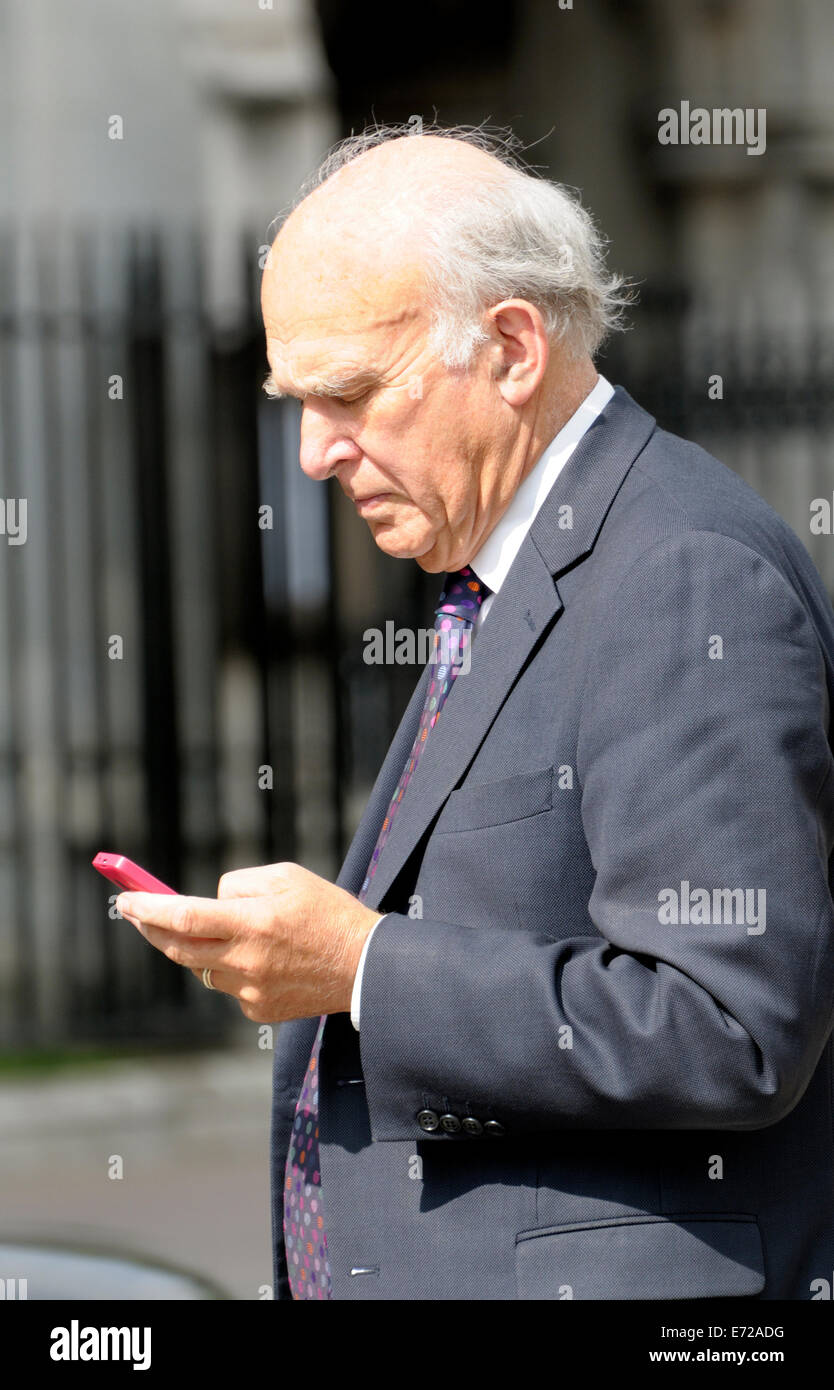 Sir john vincent cable hi-res stock photography and images - Alamy