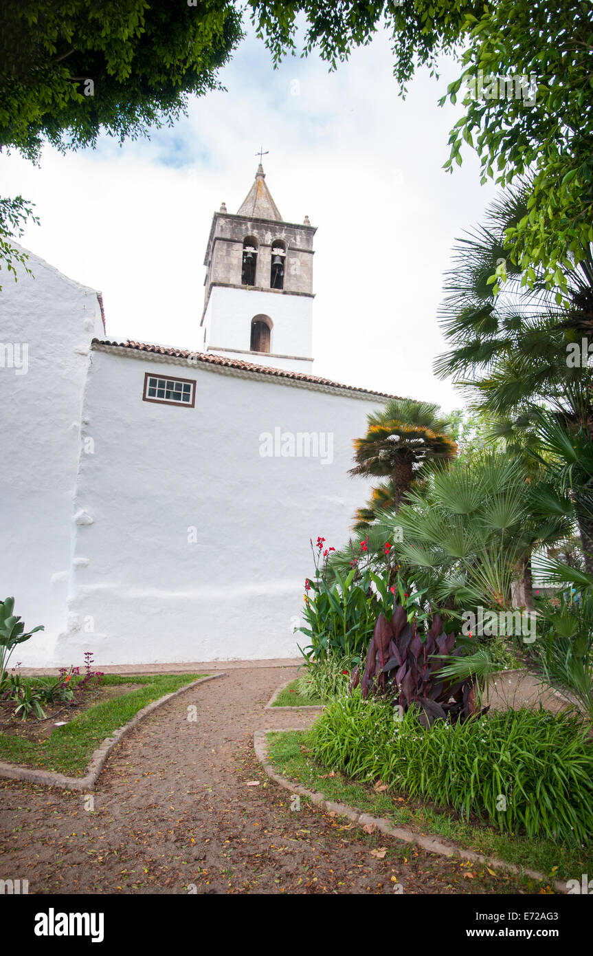 modern church surrounded by a garden Stock Photo - Alamy