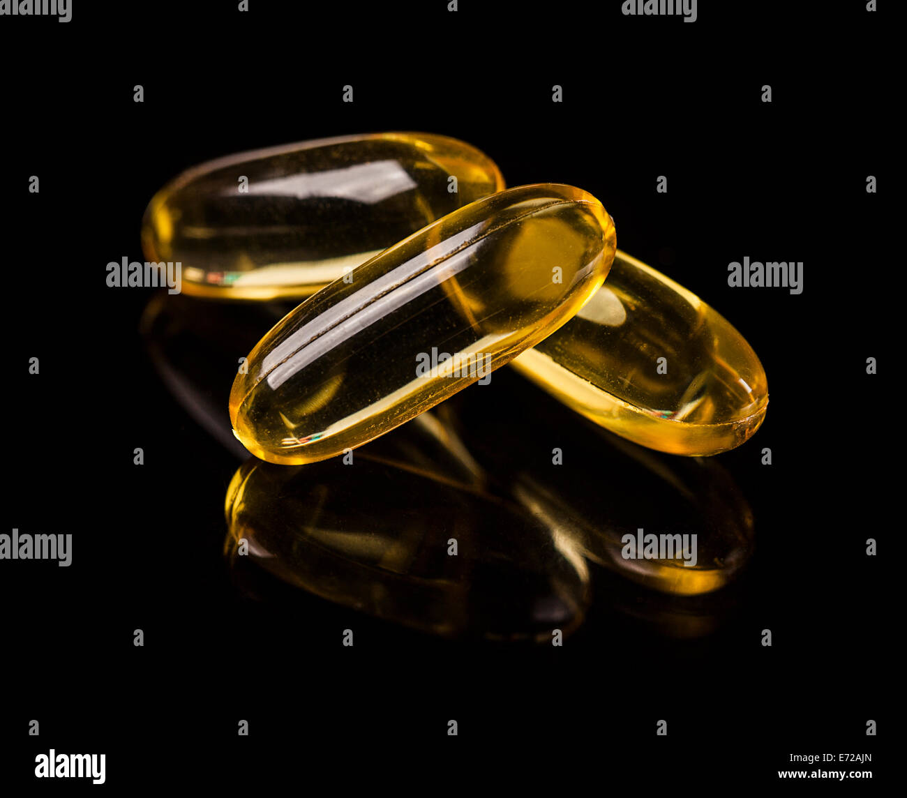 Orange fish oil capsules hi-res stock photography and images - Alamy