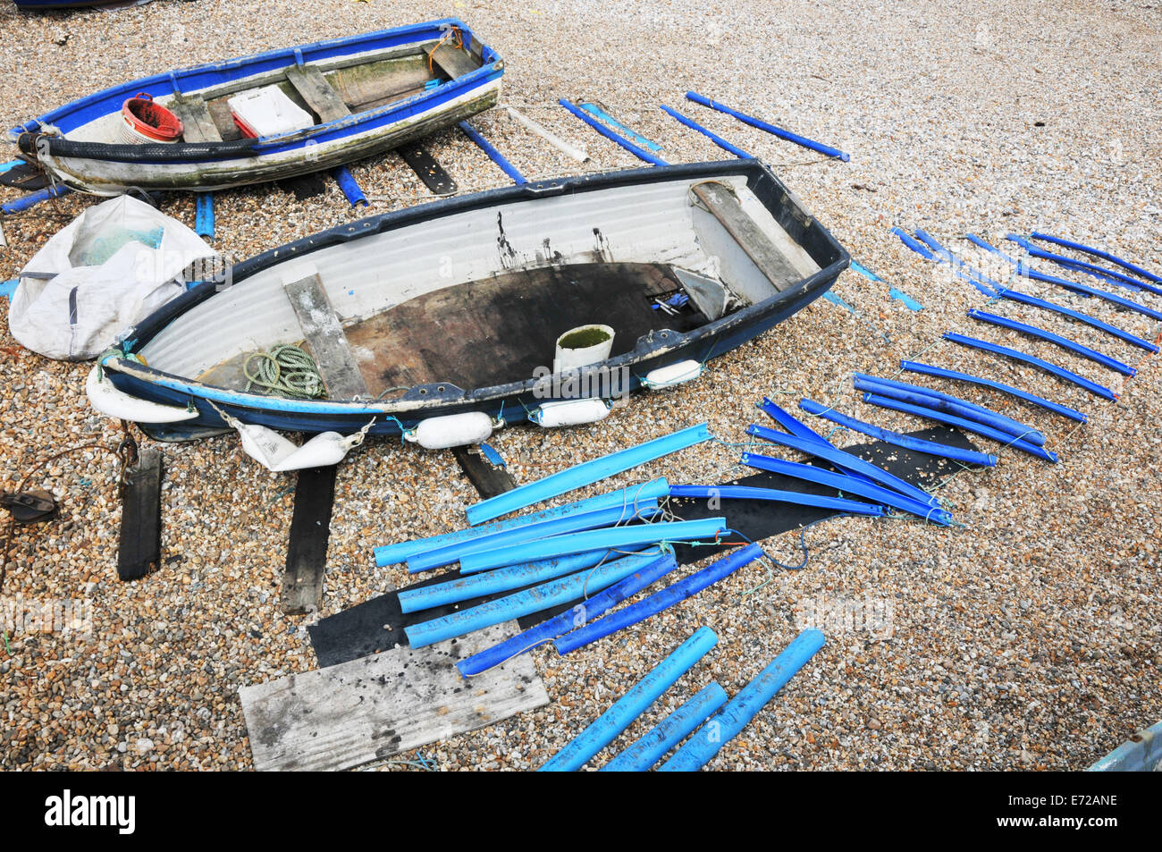 Pull boat hi-res stock photography and images - Alamy