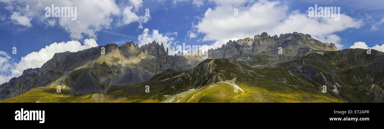Panoramic view of the mountains around the Col du Galibier, Savoie ...