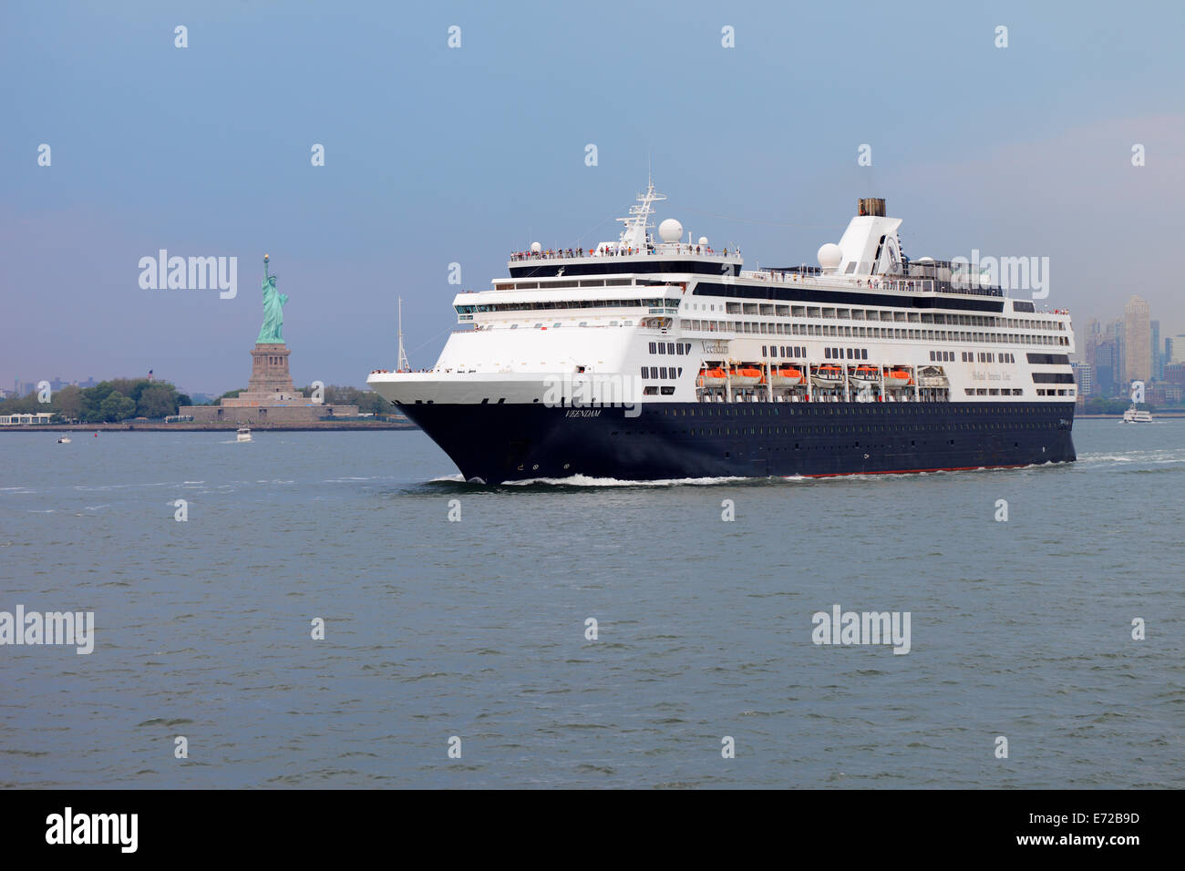 Veendam ship hi-res stock photography and images - Alamy
