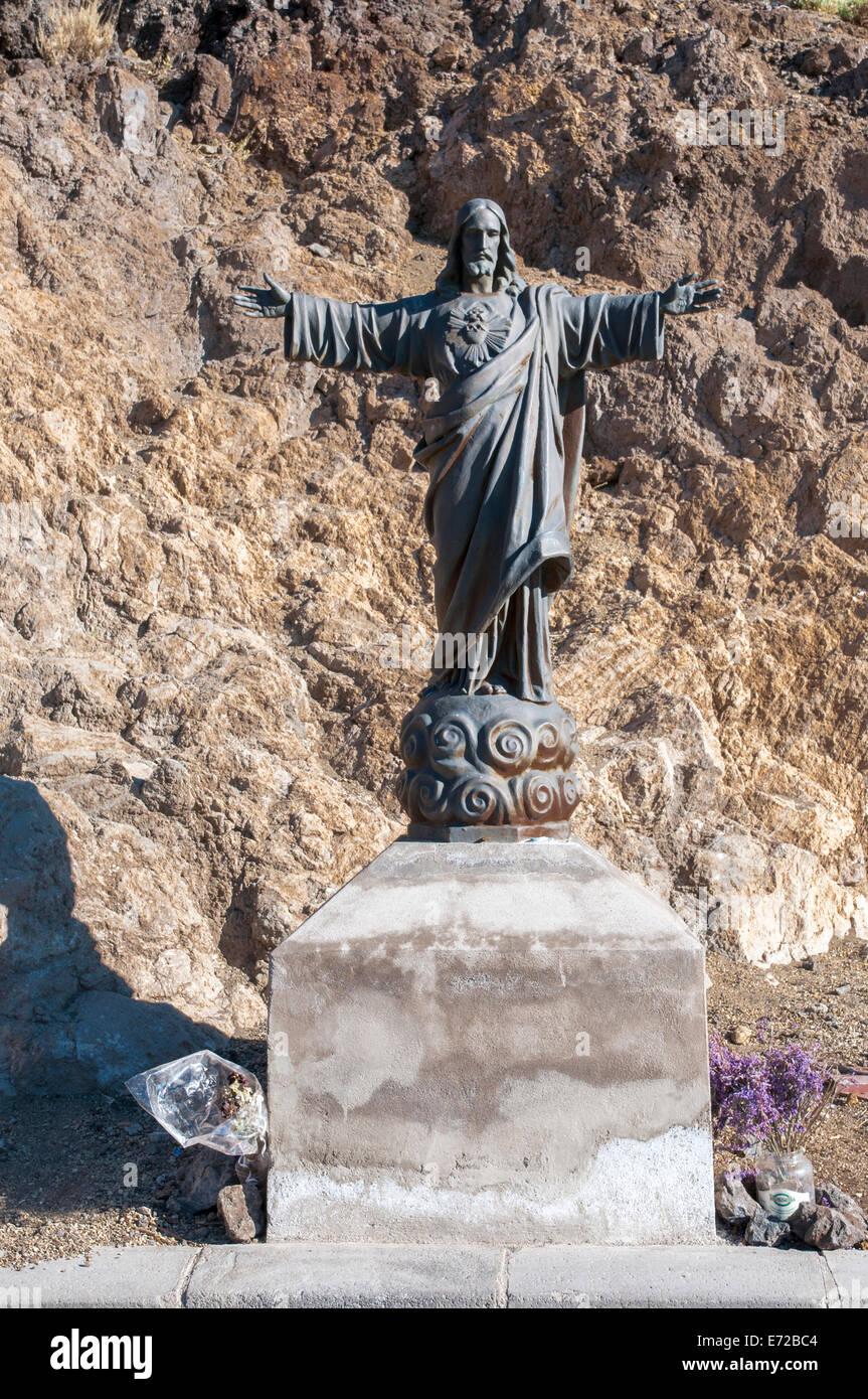 ancient statue of jesus in the middle of the mountain Stock Photo - Alamy
