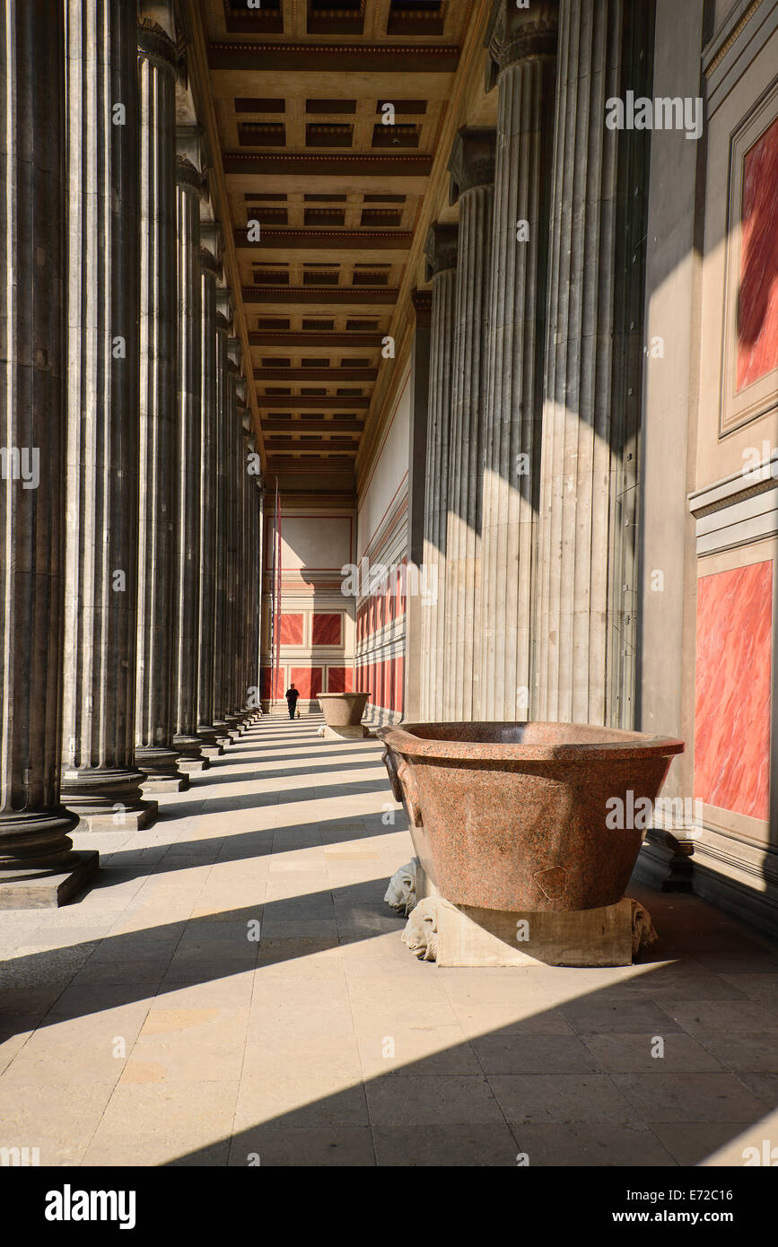 Entrance Portico High Resolution Stock Photography and Images - Alamy