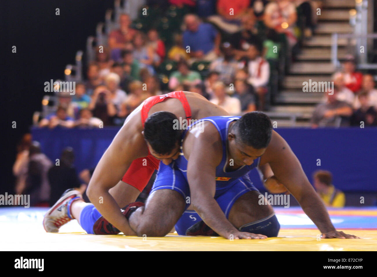 Muhammad Inam of Pakistan (red) v Lasantha Ekanayaka Mudiyanselage of ...