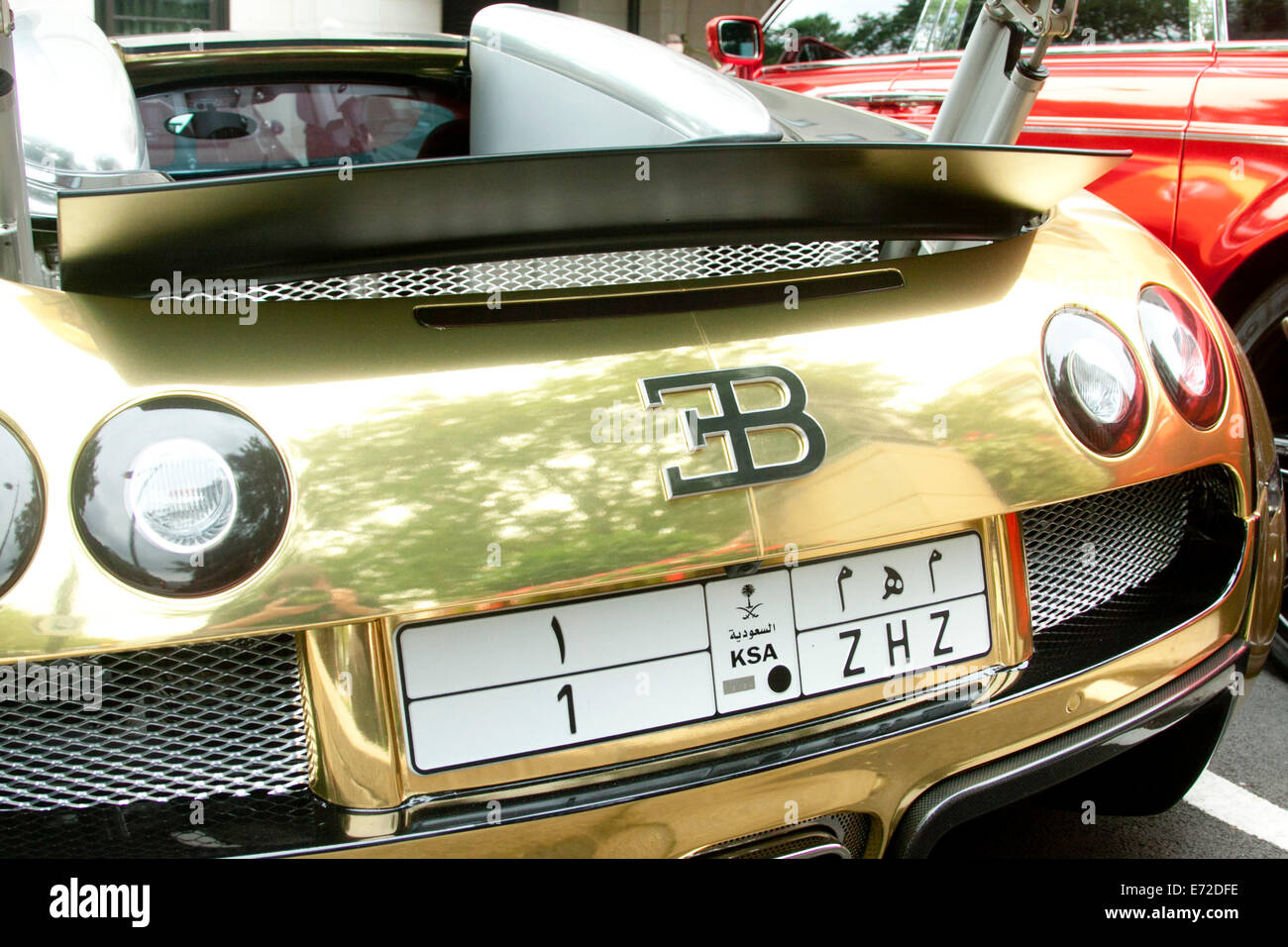 Arab license plates hi-res stock photography and images - Alamy