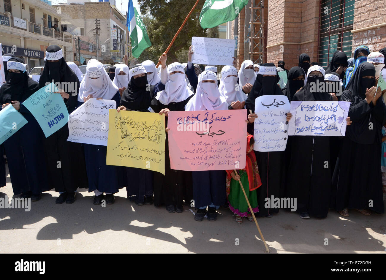 Quetta. 4th Sep, 2014. Pakistani women covering their faces with Hijab ...