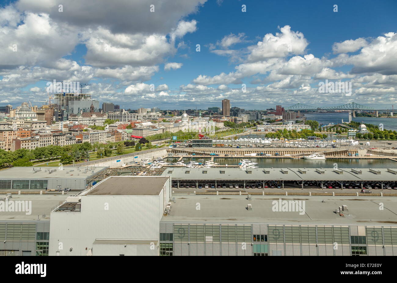 Montreal Skyline Cityscape Landscape rear view Panorama Stock Photo - Alamy