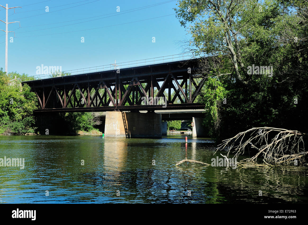 Union Pacific Railroad bridge spanning the Fox River in Northern ...