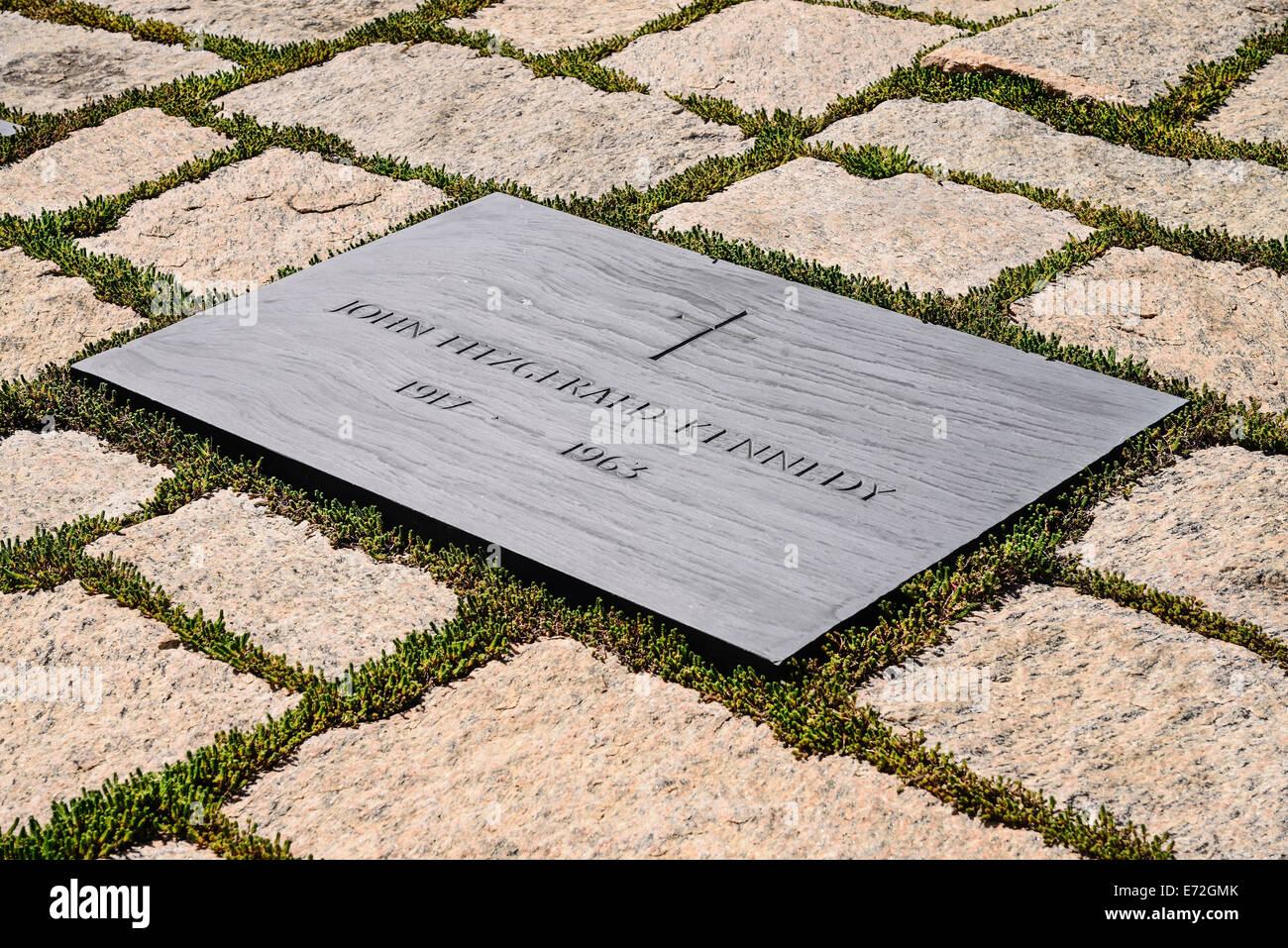 President kennedys grave hi-res stock photography and images - Alamy