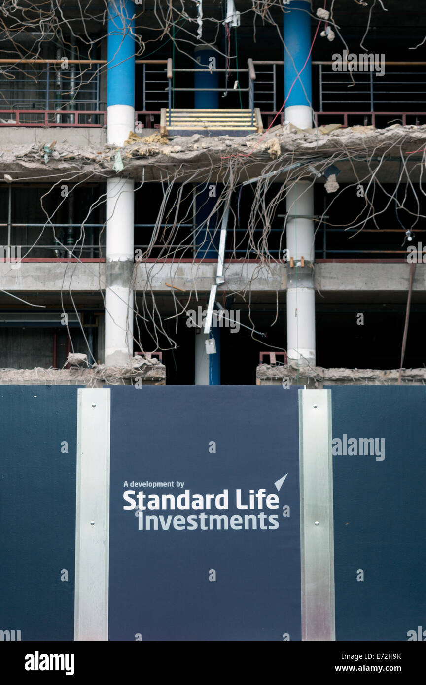 Standard life logo hi-res stock photography and images - Alamy