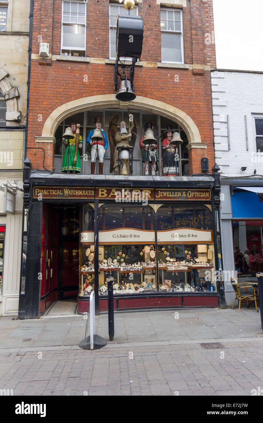 Jewelers shop hi-res stock photography and images - Alamy