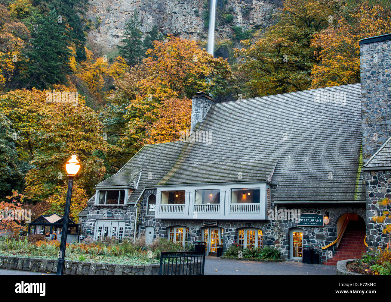 Multnomah Falls Lodge in autumn in the Columbia Gorge National Scenic ...