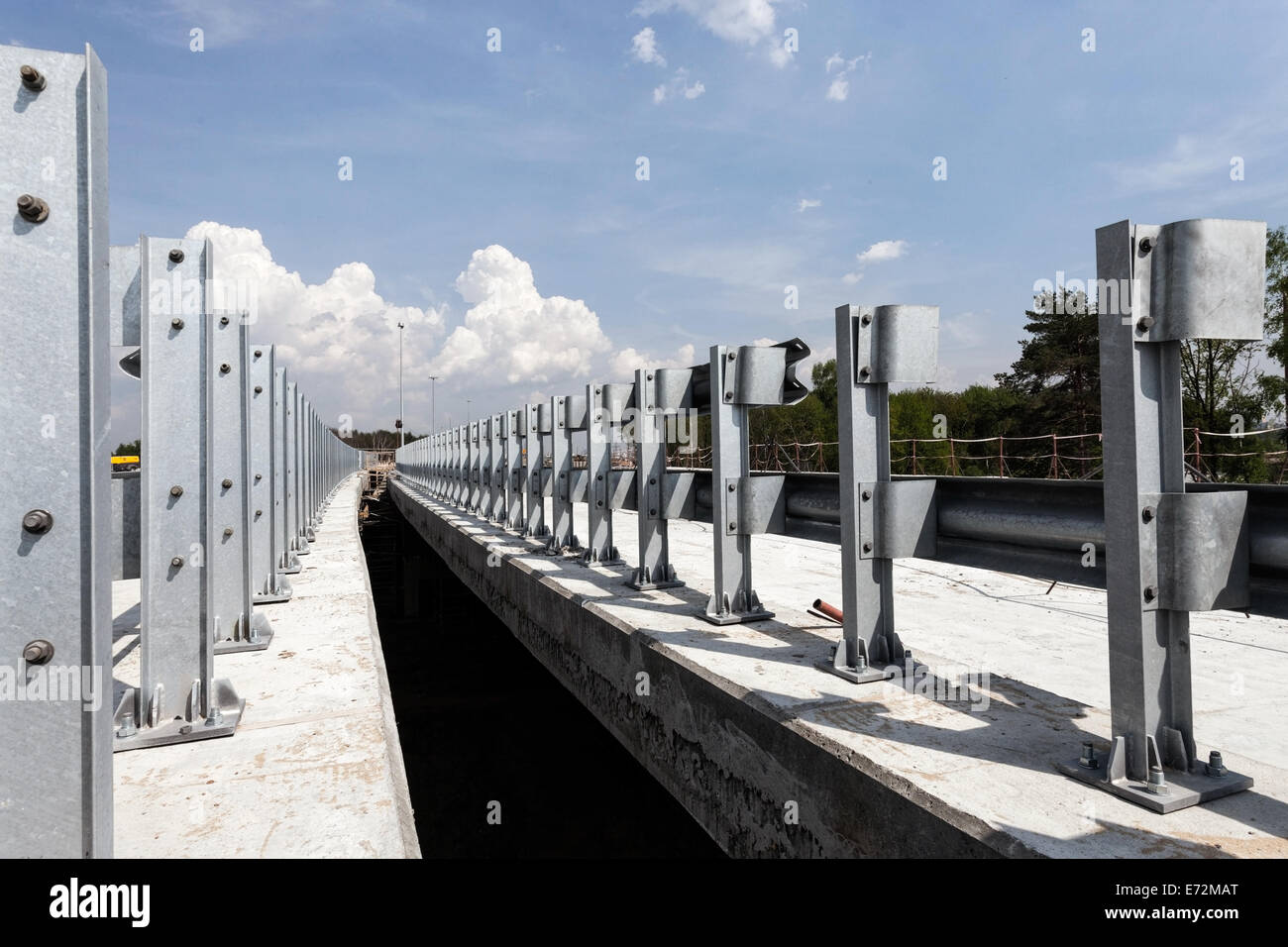 Impingement plates at the bridge Stock Photo - Alamy