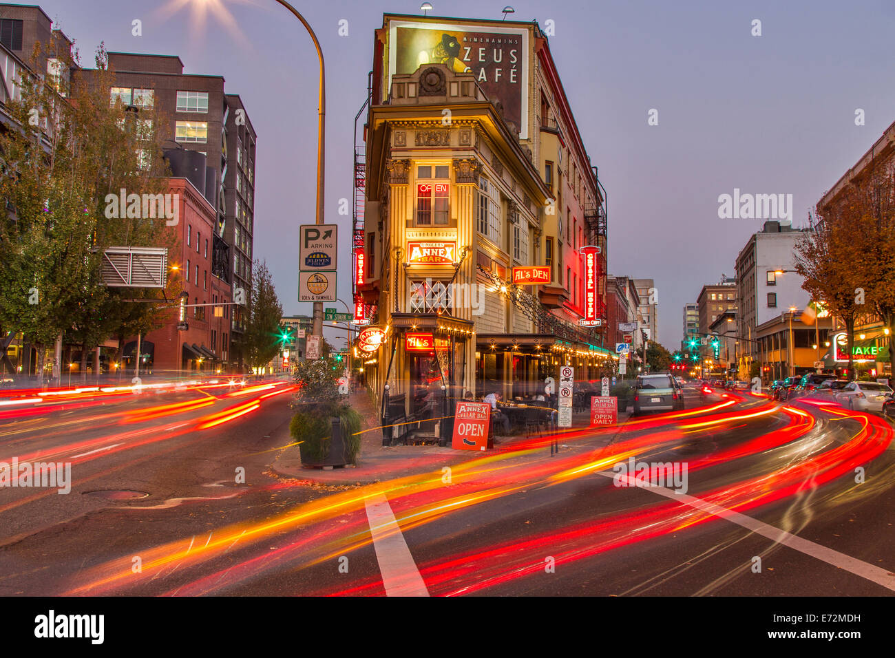 Portland oregon pearl district hi-res stock photography and images - Alamy