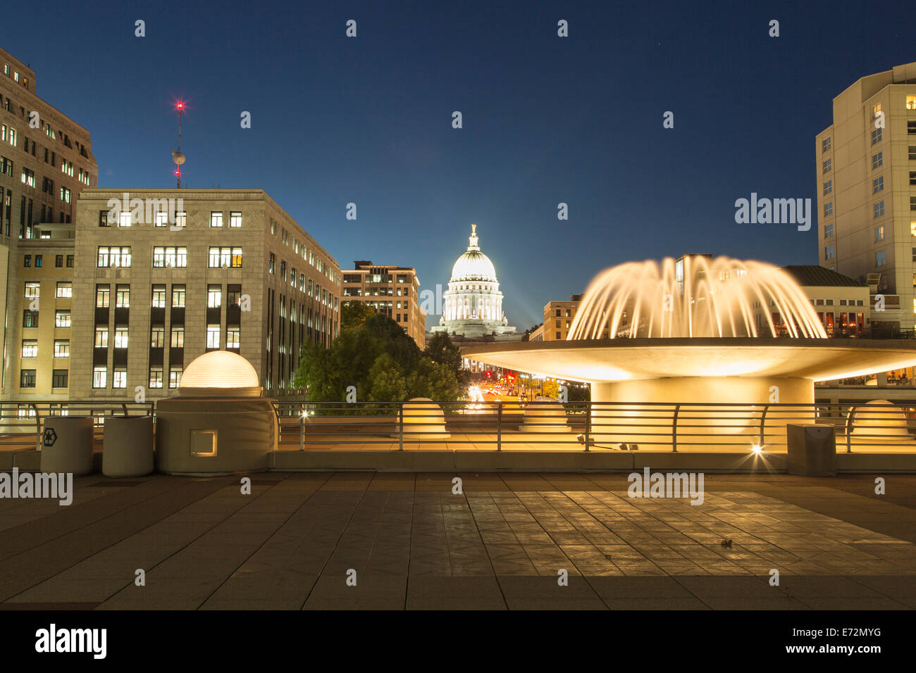 Monona Terrace Stock Photos & Monona Terrace Stock Images - Alamy