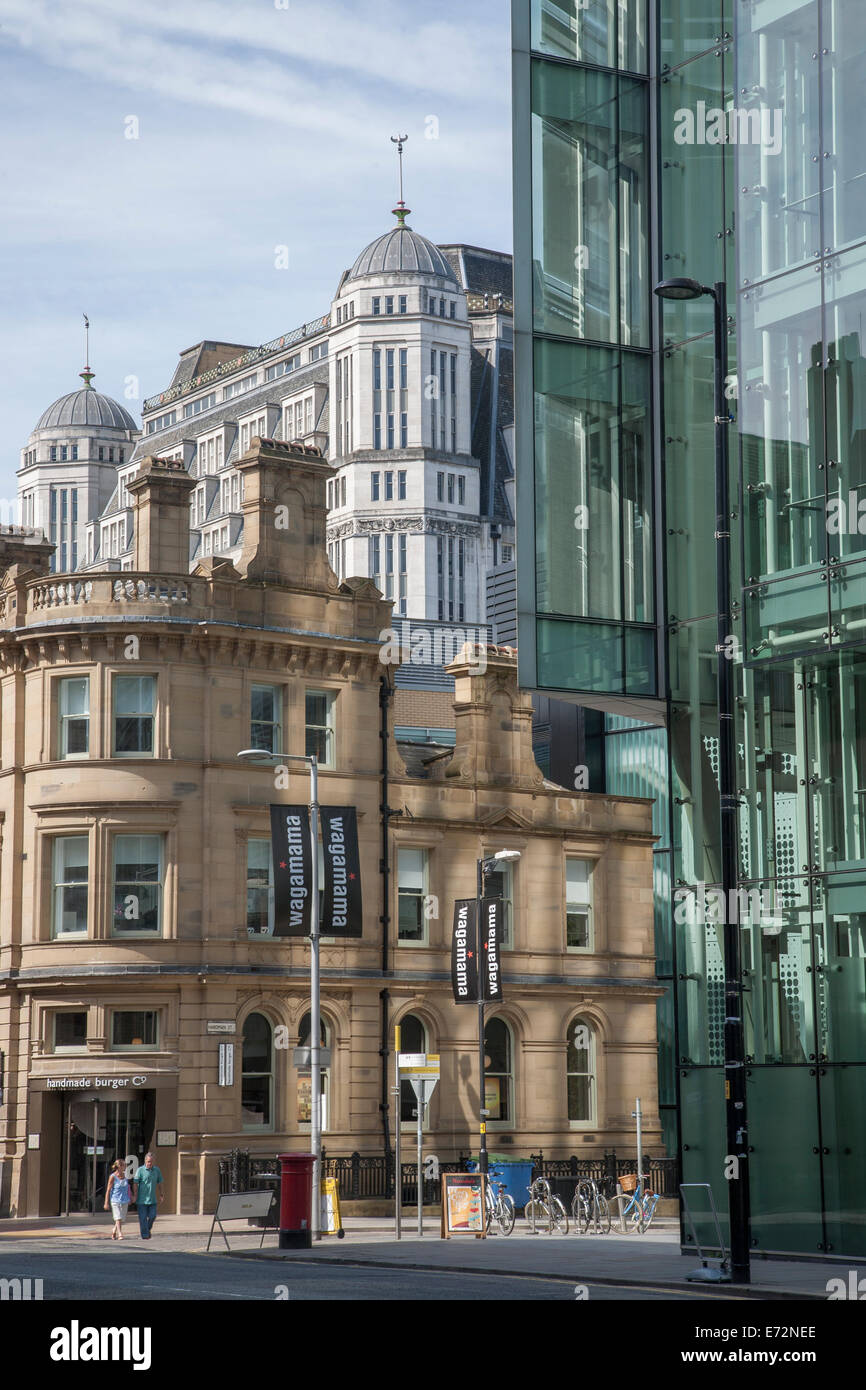 Corner building architecture manchester hi-res stock photography and ...