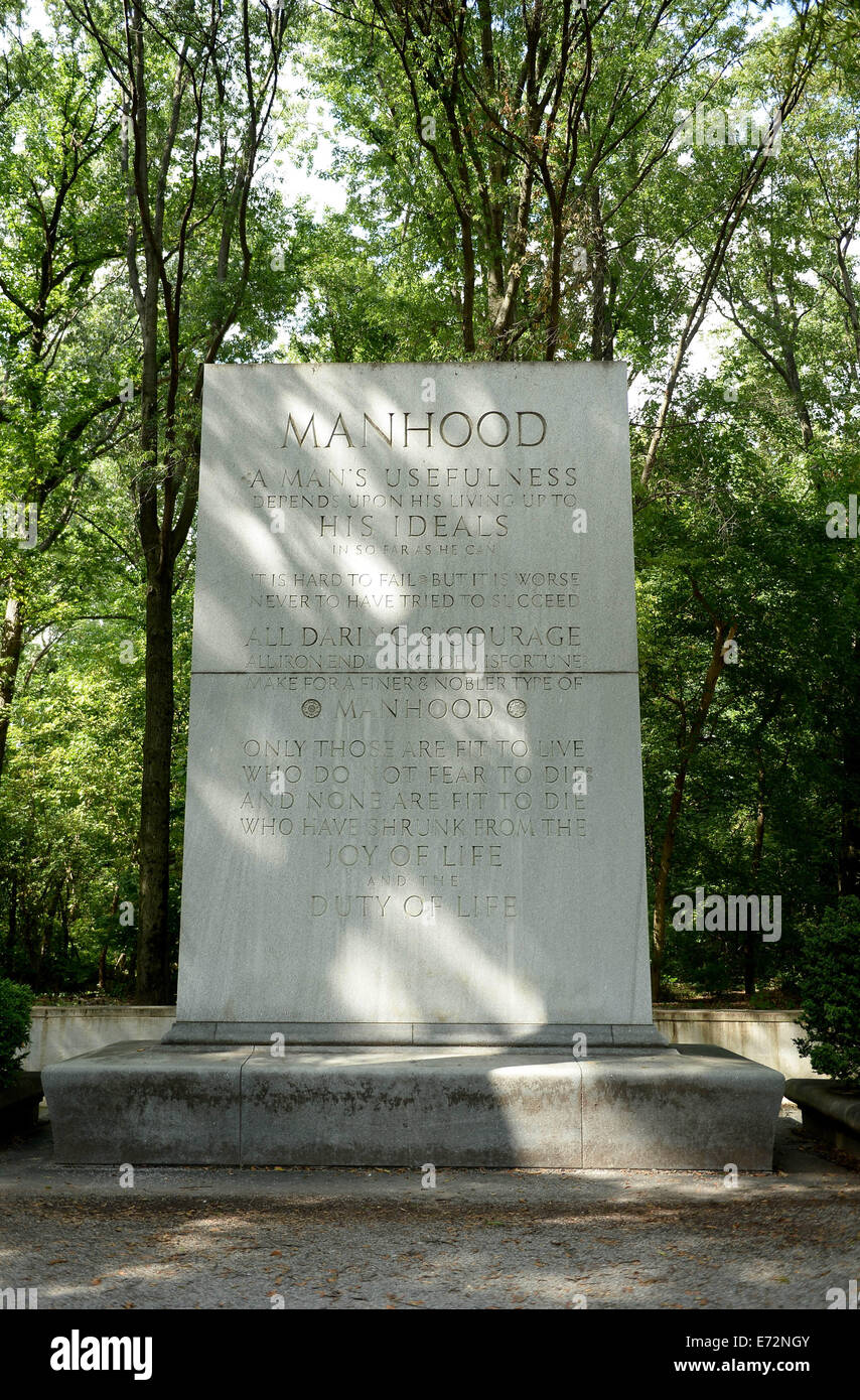 Washington, DC, USA. 2nd Sep, 2014. 20140902: A granite monolith with ...