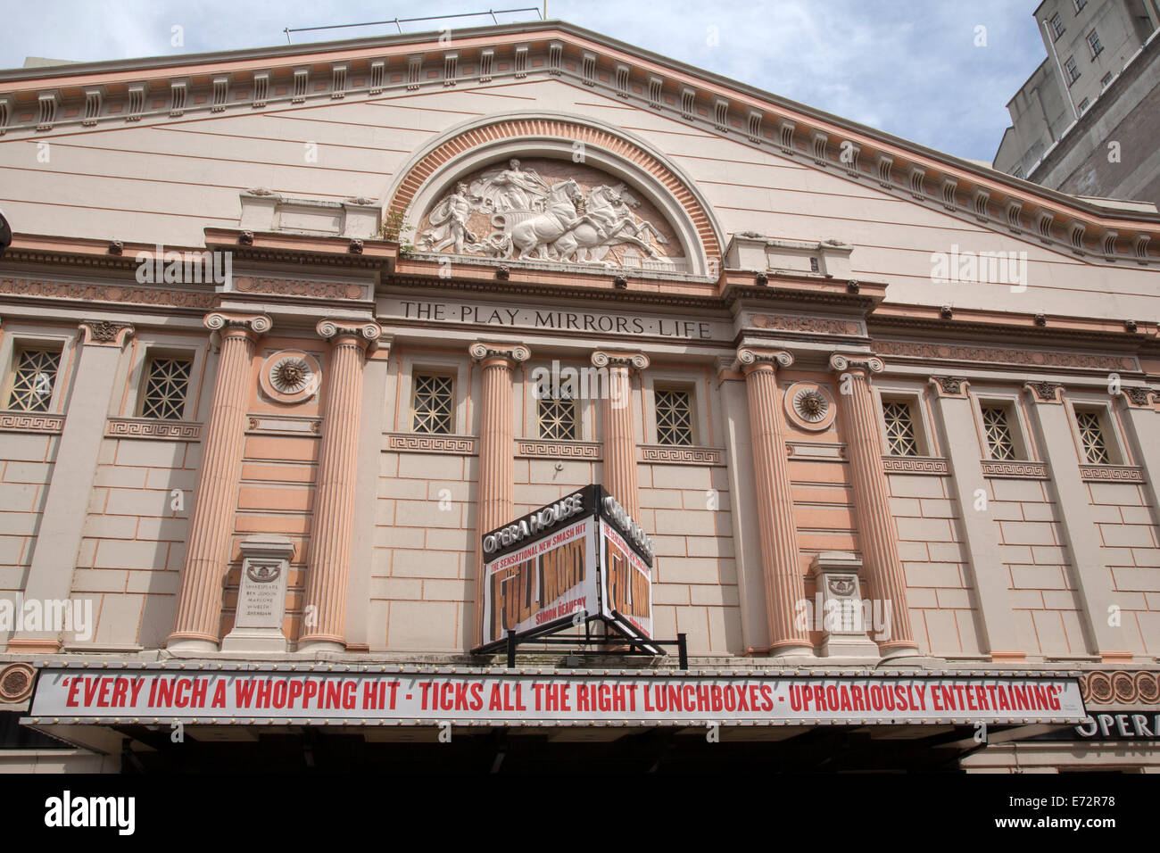 Manchester opera house hi-res stock photography and images - Alamy