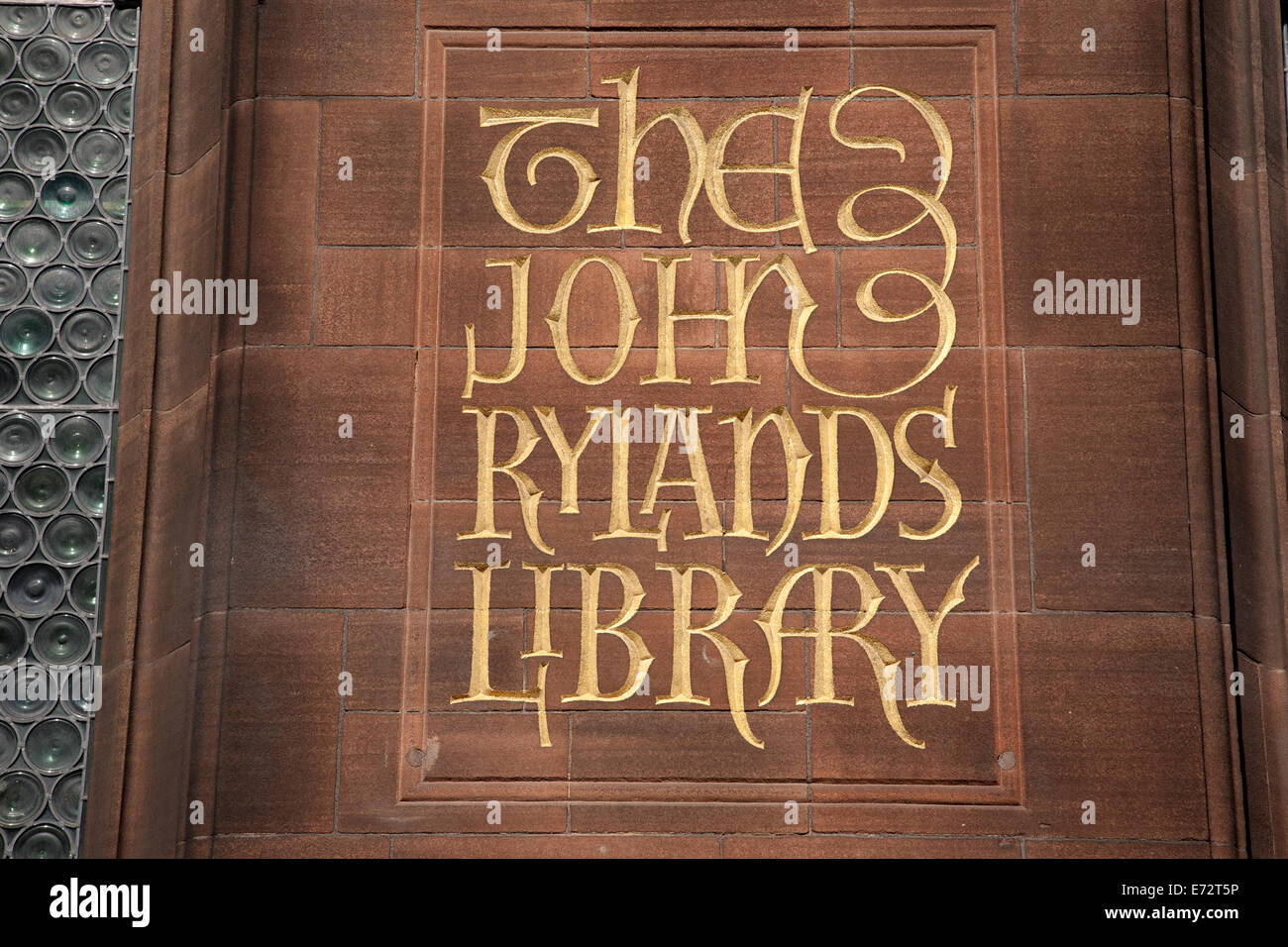 John rylands library exterior hi-res stock photography and images - Alamy