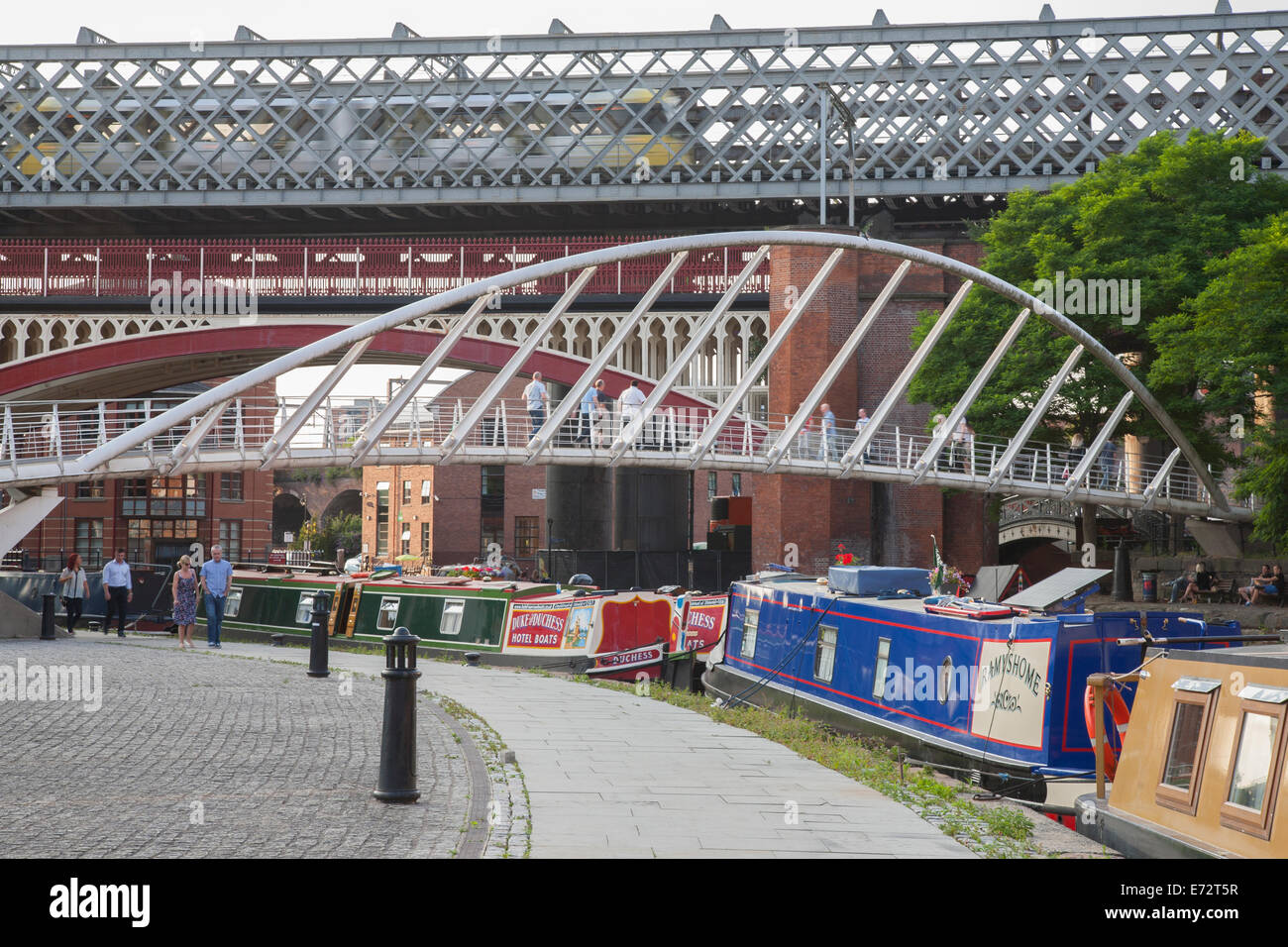Merchants bridge castlefield manchester uk hi-res stock photography and ...