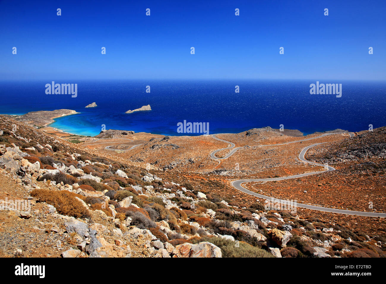 The amazing "snakelike" road that leads to the beautiful beaches of ...