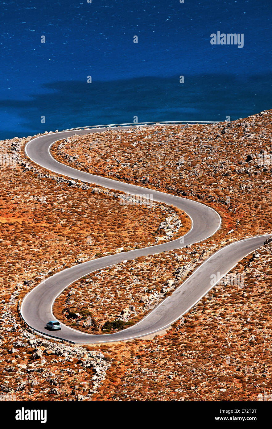 The amazing "snakelike" road that leads to the beautiful beaches of ...