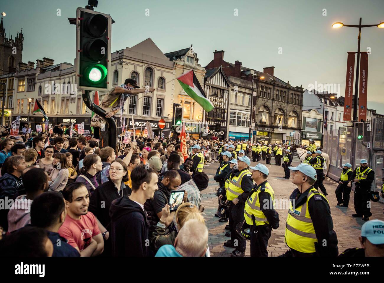 Cardiff, Wales, UK. 4th Sept, 2014. A giant police cordon around ...