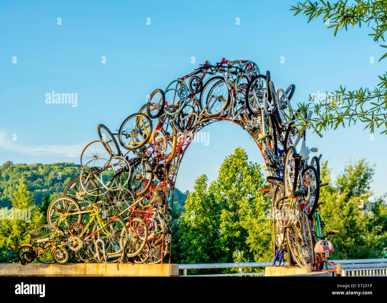 Unique architecture of the arch hi-res stock photography and images - Alamy